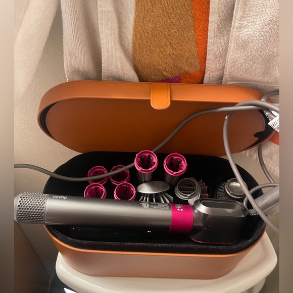 Dyson | Hair | Dyson Airwrap Complete Short And Extra Long Barrels ...